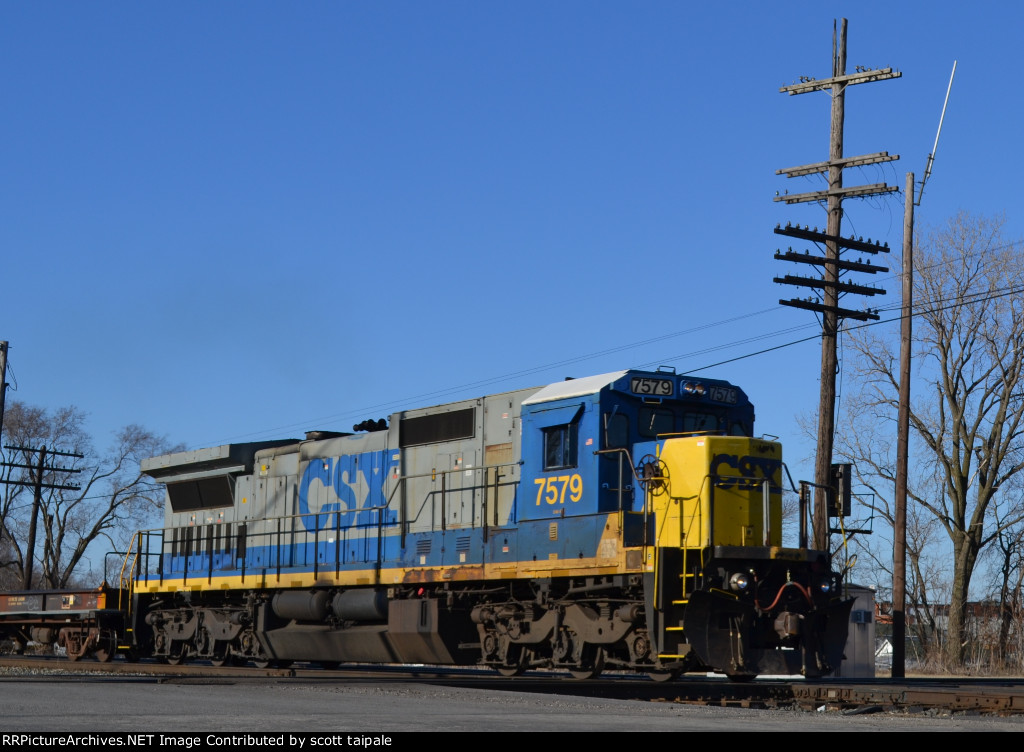 CSX 7579 at C&O NKP diamond Fostoria